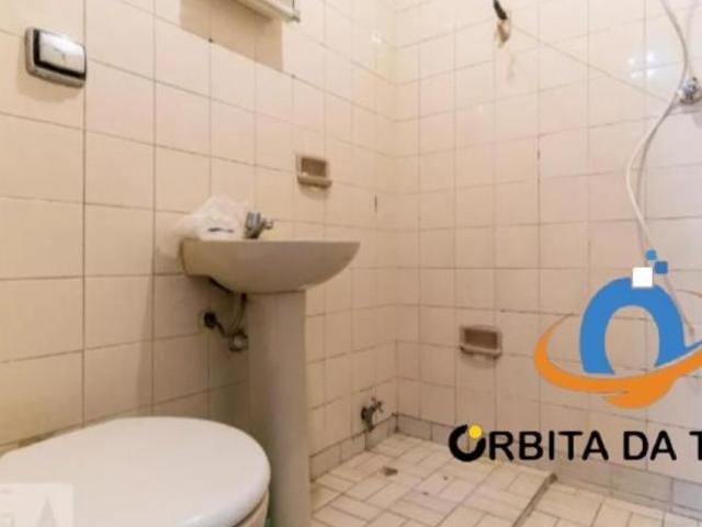 Imóvel aconchegante à venda com 1 quarto e 1 banheiro no total. O condomínio fica localizado em Rua