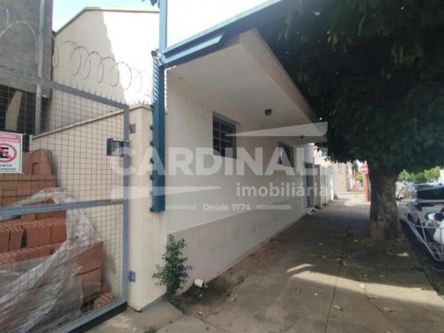 Imóvel bem localizado área mista residencial e comercial