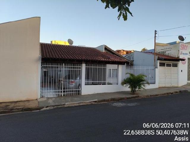Imóvel bem posicionado — Casa no Centro, Assis SP, Nº 907, 2 quartos, 1 vaga, 296m² | Leilão