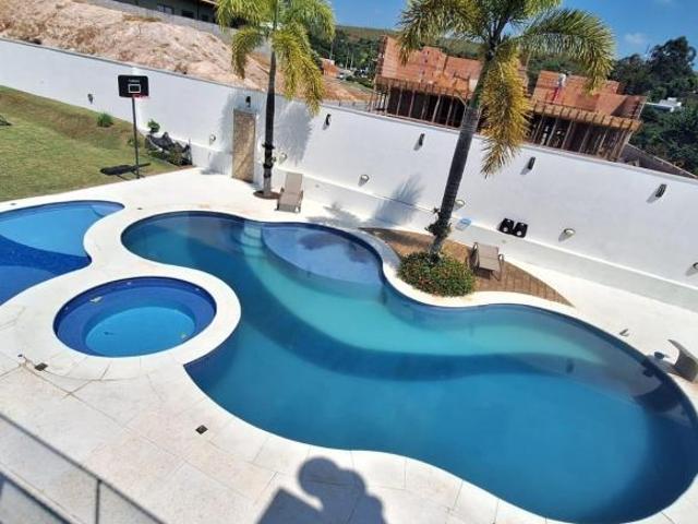 Imóvel dos sonhos à venda no Condomínio Shambala 3, com 1600m² de terreno!