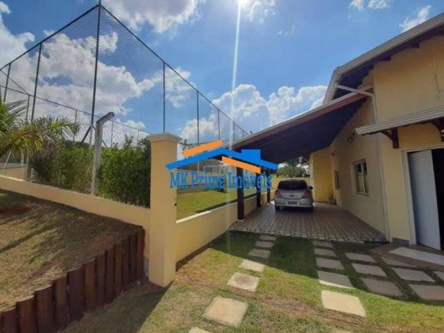 Imóvel dos Sonhos: Casa c/ 4 Quartos, Suíte Master e Piscina Borda Infinita