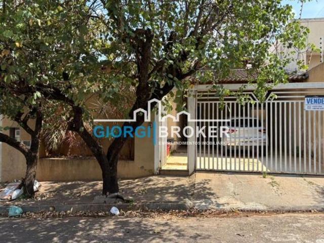 Imóvel dos sonhos em São José do Rio Preto SP: Casa de 3 quartos na Vila Flora! 140m² por R$550.000
