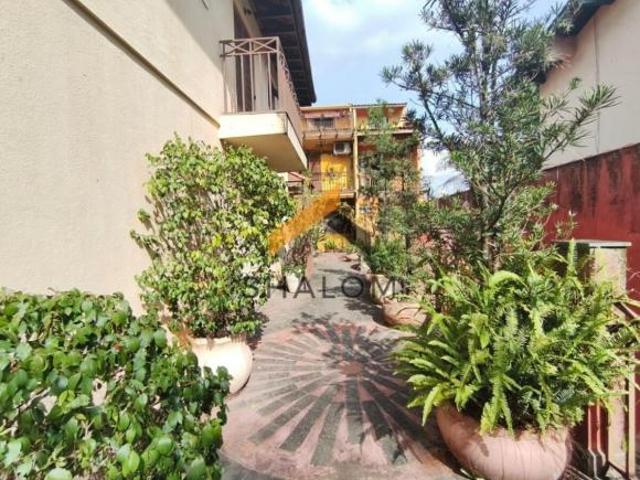 Imóvel de 220m² em Condomínio e Localização Privilegiada