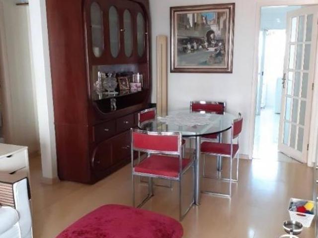Imovel de 78 m2 no Bairro Vila Gumercindo com 2 dormitorios !