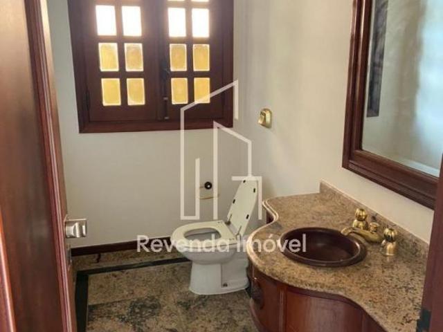 Imóvel de alto padrão: Casa em condomínio com 4 suítes em Alphaville, Santana de