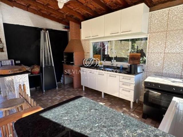 Imóvel de alto padrão à venda em Taubaté SP, bairro Loteamento Quinta das Frutas: 2 quartos, 2 suíte