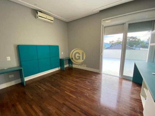IMOVEL DE ALTO PADRÃO PARA LOCAÇÃO EM JACAREÍ SP. CONDOMINIO TERRAS DE SANTA CLARA. Área terreno