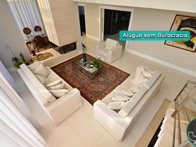 Imóvel de Luxo à Venda ou Locação no Butiatuvinha 668m² com 4 quartos com suítes, 2 banheiros, 6 vag