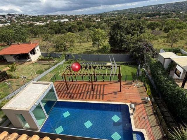 Imóvel de luxo: Casa de 5 quartos, 2 suítes com 325m² em Condomínio Jardins da Lagoa, Lagoa Santa MG