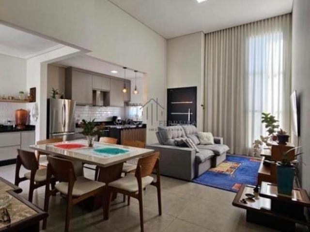 Imóvel de Luxo: Casa em Condomínio à Venda em Indaiatuba SP, 3 Quartos, 1 Suíte, 2 Vagas de Garagem