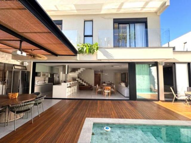 Imóvel de luxo: Casa em condomínio à venda em Juquehy, São Sebastião SP 5 quartos, 4 suítes, 4 sal