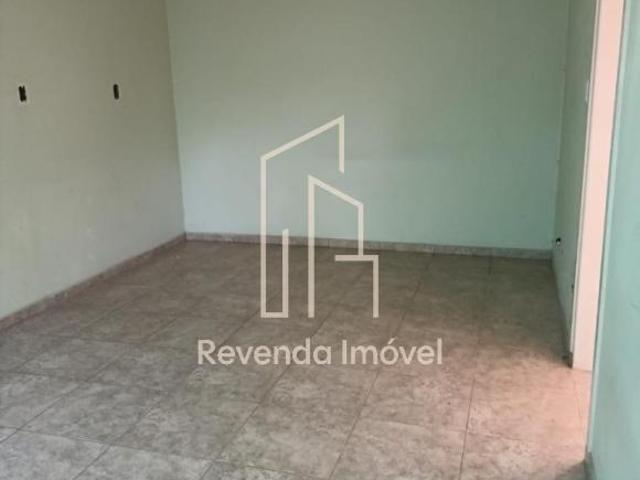 Imóvel de luxo no Alto da Lapa: Casa à venda com 3 quartos, 1 suíte, 2 banheiros, 5 vagas e 240m²