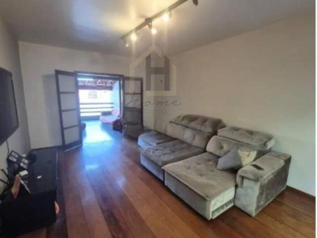 Imóvel de Luxo: Sobrado com 3 Quartos, 1 Suíte e 4 Vagas no Sítio dos Vianas, Santo André SP!