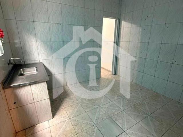 Imóvel de renda à venda em Diadema com 5 casas e salão comercial – rendimento garantido