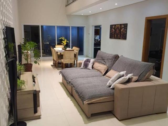 Imovel em condominio fechado em São Carlos SP