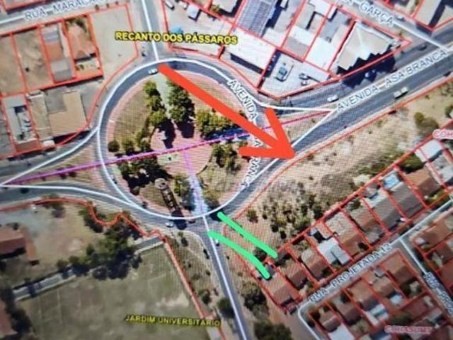 Imóvel em localização estratégica, de frente para rotatória r R$ 1.250.000 Jardim Universitário