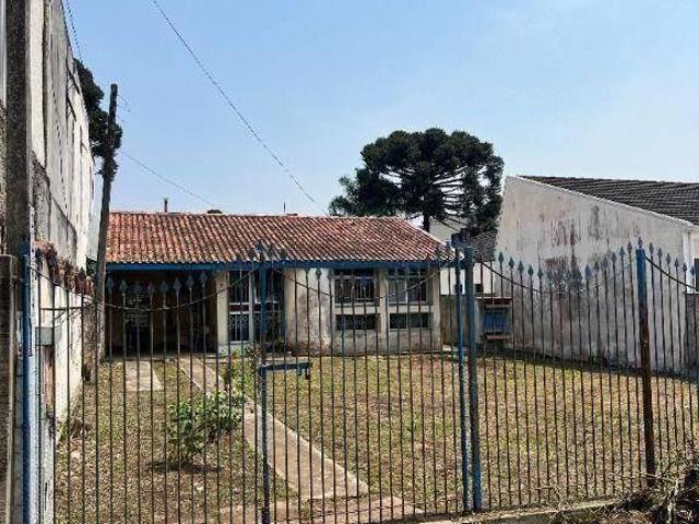 Imóvel em rua sem saída à venda, 600 m² por R$ 879.000 Boqueirão Curitiba/PR