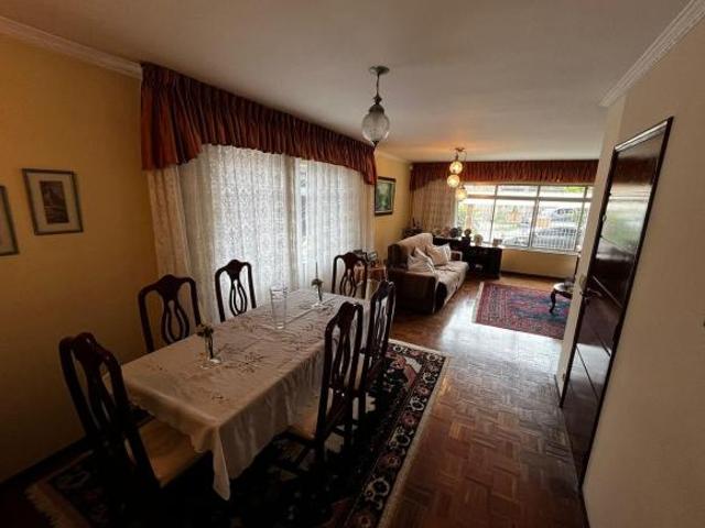 Imóvel Espetacular no Jaguaré, SP: 4 Quartos, 1 Suíte, 3 Vagas Agende sua Visita hoje mesmo!