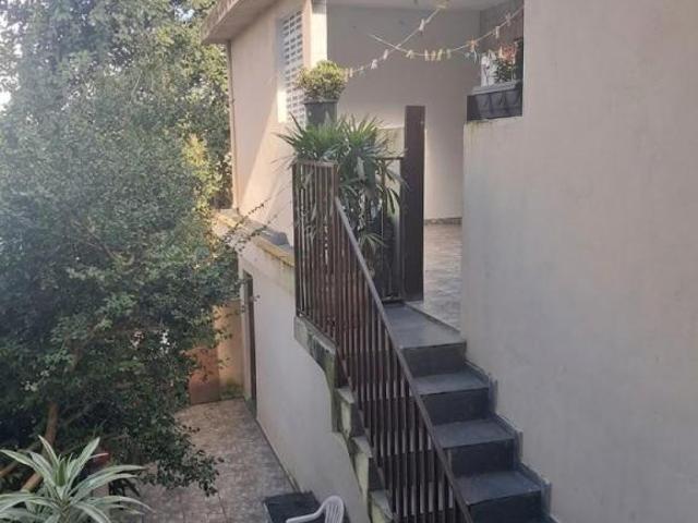 imóvel excelente para morar e investimento com 2 casas individuais