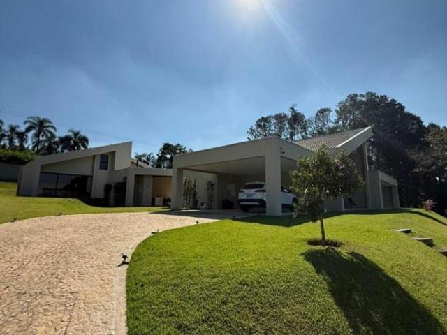 Imóvel Exclusivo: Mansão em Condomínio com 5 Quartos e 580m² em Bragança Paulista SP, Bairro Jardim