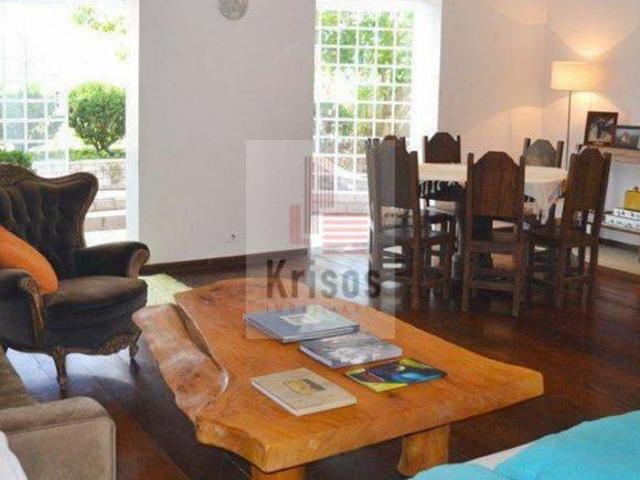 Imóvel Exclusivo de Elegância e Conforto no Jardim Leonor!