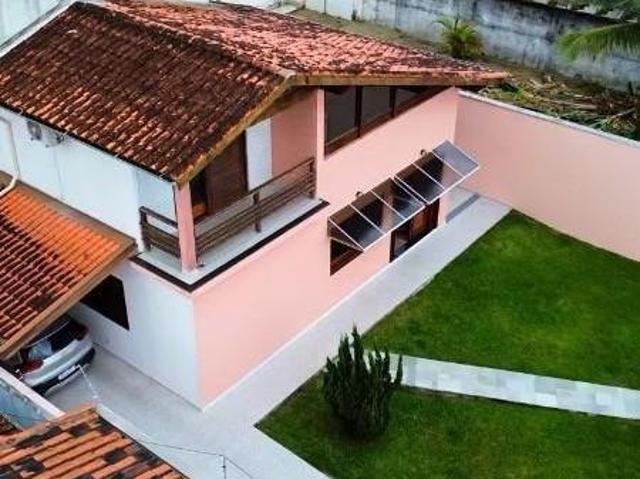 Imóvel Exclusivo: Sobrado com 5 Quartos e 3 Suítes em Cibratel I, Itanhaém SP 350m², 2 Salas, 4 Ba