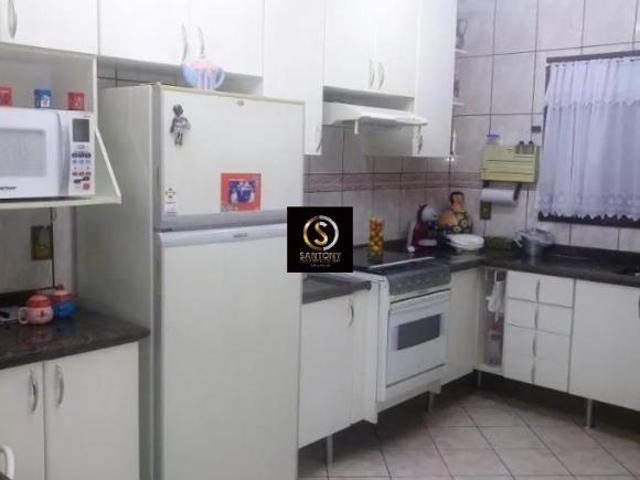 Imóvel Impecável na Vila Galvão: Casa à Venda com 3 Quartos, 1 Suíte e 267m² em Jundiaí SP!