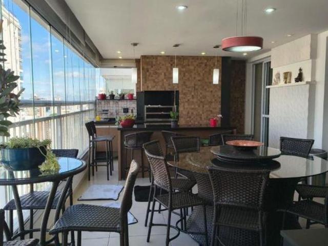 Imóvel Impecável: Apartamento de Luxo com 3 Suítes e 2 Vagas na Santa Teresinha