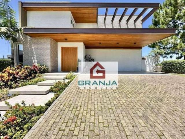 Imóvel Impecável com 4 suítes, varanda gourmet, piscina à venda, 345 m² por R$ 3.950.000 Chácara d