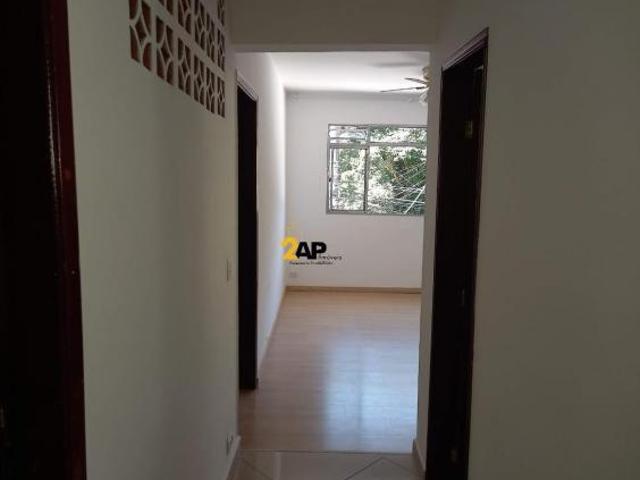 Imóvel Imperdível: Sobrado de 100m² com 2 Dormitórios e 2 Vagas de Garagem no Bu