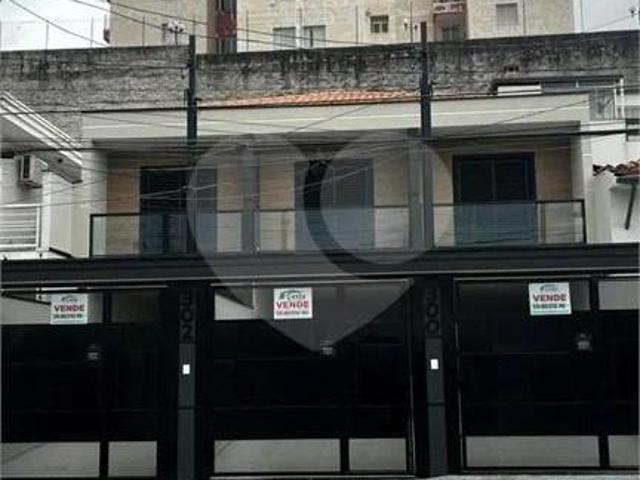 Imóvel novo com 3 quartos, suíte e 2 vagas próximo à Av. Deputado Emílio Carlos