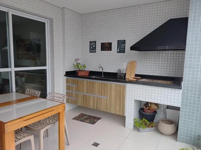 Imóvel novo, no Gonzaga, com 2 varandas: 1 gourmet e 1 técnica. Lazer completo