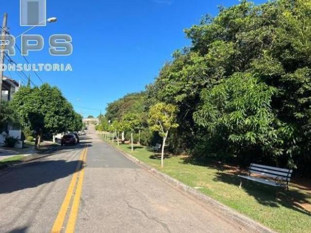 Imóvel no condominio Altos da Floresta em Atibaia, Sala de estar e jantar em conceito aberto, 3 su