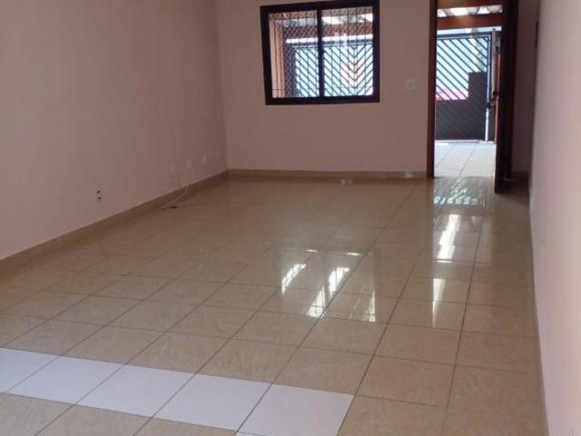 IMOVEL NA VILA VERMELHA LOCAÇÃO/ VENDA