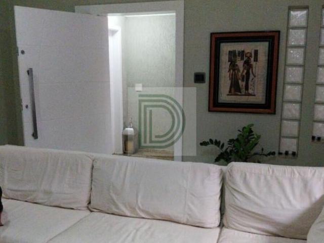 Imóvel Semi Isolado à Venda 4 Dormitórios 2 Suítes Jardim Ester