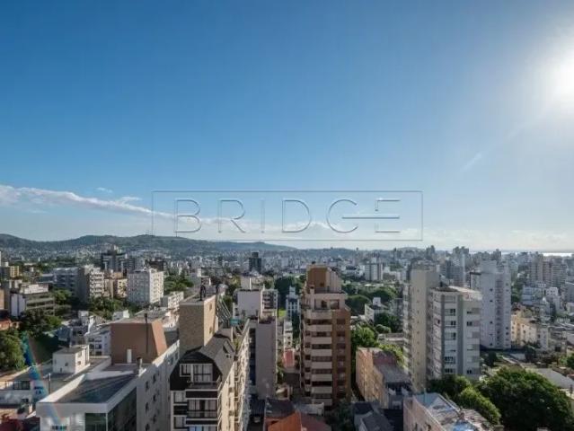 Imóvel para venda tem 126 metros quadrados com 3 quartos em Petrópolis Porto Alegre RS