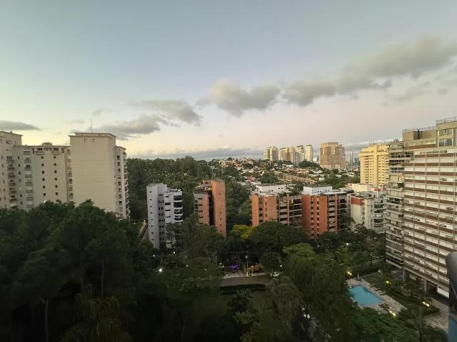 Imóvel para venda tem 300 metros quadrados com 4 quartos em Real Parque São Paulo SP