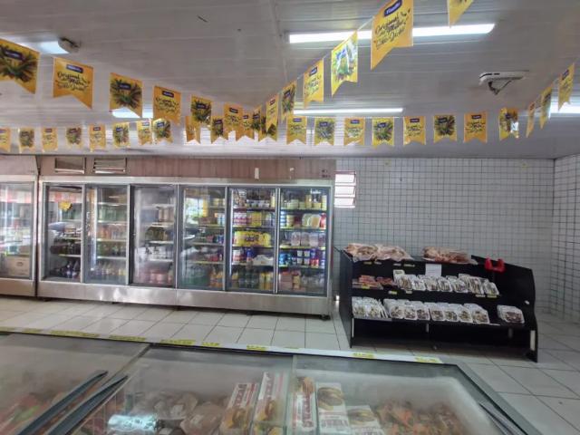 Imóvel para venda tem 400 metros quadrados em Várzea Recife PE