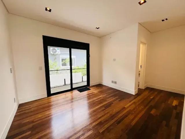 Imóvel para venda tem 465 metros quadrados com 4 quartos em Alphaville Santana de Parnaíba SP