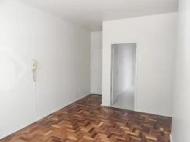 Imóvel para venda tem 60 metros quadrados com 2 quartos em São João Porto Alegre RS