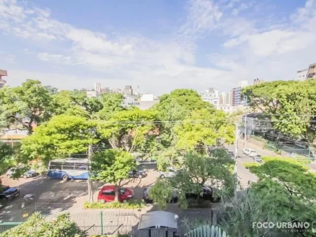 Imóvel para venda com 124 metros quadrados com 3 quartos em Menino Deus Porto Alegre RS