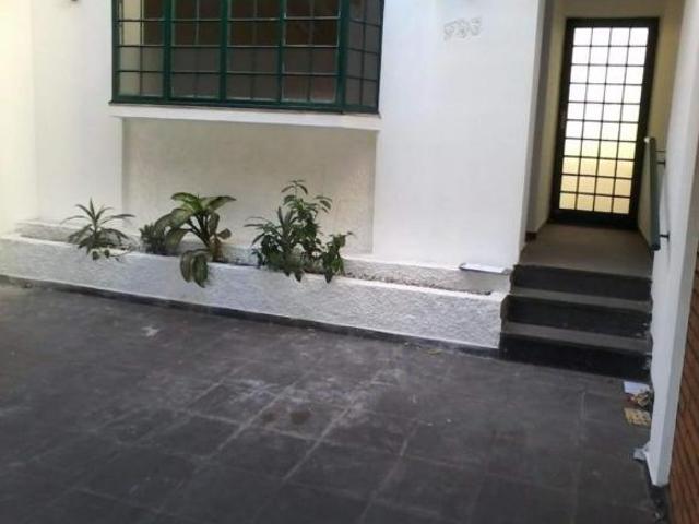 Imóvel para venda ou locação no Centro de Itu SP: 2 quartos, 2 suítes, 1 sala, 3 banheiros, 2 vagas