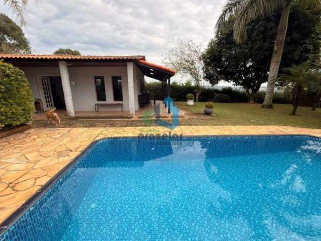 Imóvel para venda possui 1100 metros quadrados com 2 quartos em Dona Catarina Mairinque SP