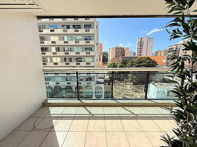 Imóvel para venda possui 160 metros quadrados com 4 quartos em Icaraí Niterói RJ