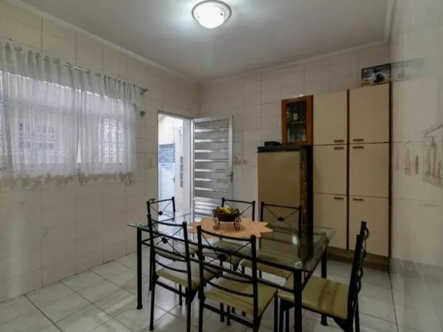 Imóvel para venda possui 252 metros quadrados com 3 quartos em Vila Butantã São Paulo SP