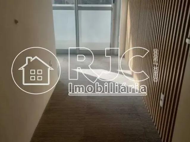 Imóvel para venda possui 26 metros quadrados em Tijuca Rio de Janeiro RJ