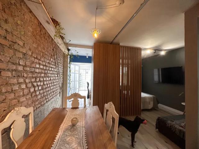 Imóvel para venda possui 30 m², com 1 quarto, bairro Cidade Baixa Porto Alegre RS