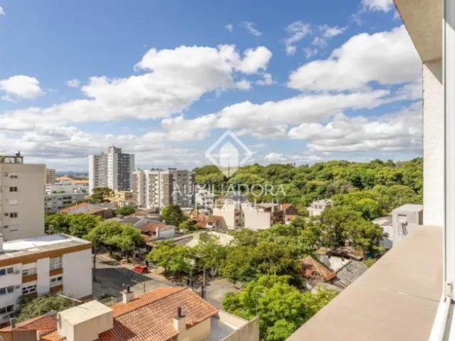 Imóvel para venda possui 62 metros quadrados com 2 quartos em Higienópolis Porto Alegre RS