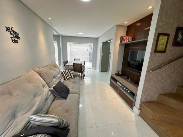 Imóvel para venda possui 95 metros quadrados com 3 quartos em Jardim Umuarama São Paulo SP