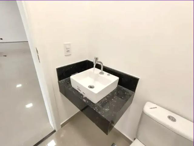 Imóvel para aluguel possui 450 metros quadrados em Vila Monumento São Paulo SP